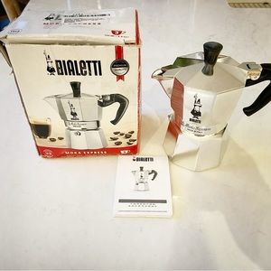 Bialetti | Kitchen | New Bialetti Moka Express Iconic Stovetop Espresso ...